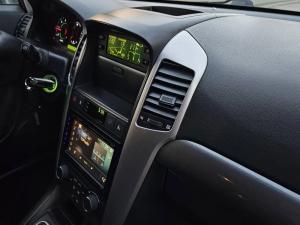 Pelēks Chevrolet Captiva 2010 Jēkabpils, ar dzinēja tilpumu 2.00 L un nobraukumu 164 tūkst. km par 4190 €, foto 23 vietnē AUTOMOTO.COM.LV