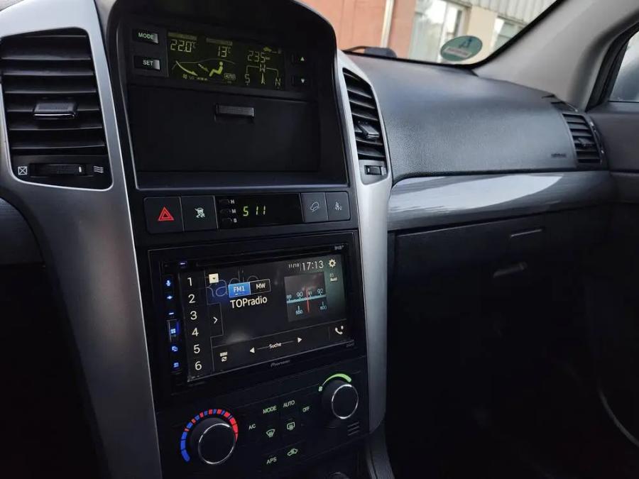 Pelēks Chevrolet Captiva 2010 Jēkabpils, ar dzinēja tilpumu 2.00 L un nobraukumu 164 tūkst. km par 4190 €, foto 26 vietnē AUTOMOTO.COM.LV