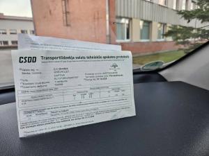 Pelēks Chevrolet Captiva 2010 Jēkabpils, ar dzinēja tilpumu 2.00 L un nobraukumu 164 tūkst. km par 4190 €, foto 31 vietnē AUTOMOTO.COM.LV