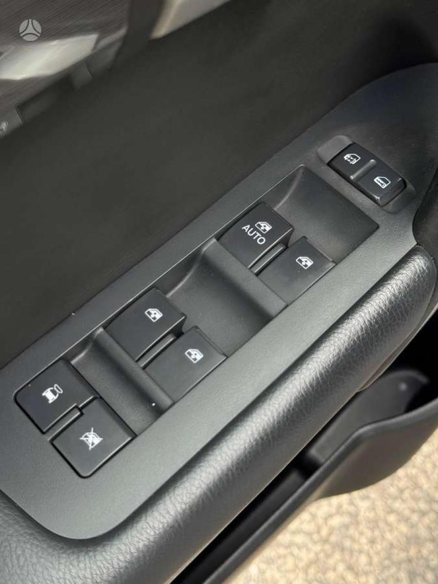 Pelēks Chevrolet Captiva 2010 Šalčininkai, ar dzinēja tilpumu 2.00 L un nobraukumu 221 tūkst. km par 4100 €, foto 20 vietnē AUTOMOTO.COM.LV