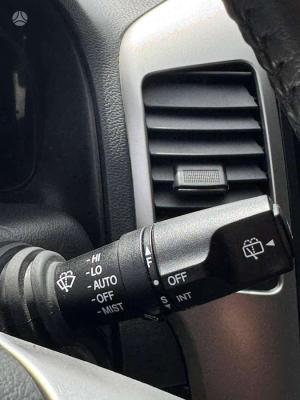 Pelēks Chevrolet Captiva 2010 Šalčininkai, ar dzinēja tilpumu 2.00 L un nobraukumu 221 tūkst. km par 4100 €, foto 21 vietnē AUTOMOTO.COM.LV