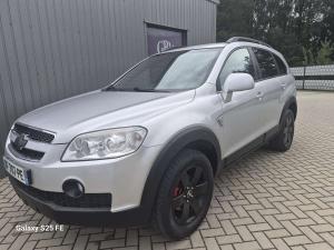 Grey Chevrolet Captiva 2010 in Taurage, with an engine capacity of 1.99 L and mileage of 161 thousand km for 3700 €, photo  on AUTOMOTO.COM.LV
