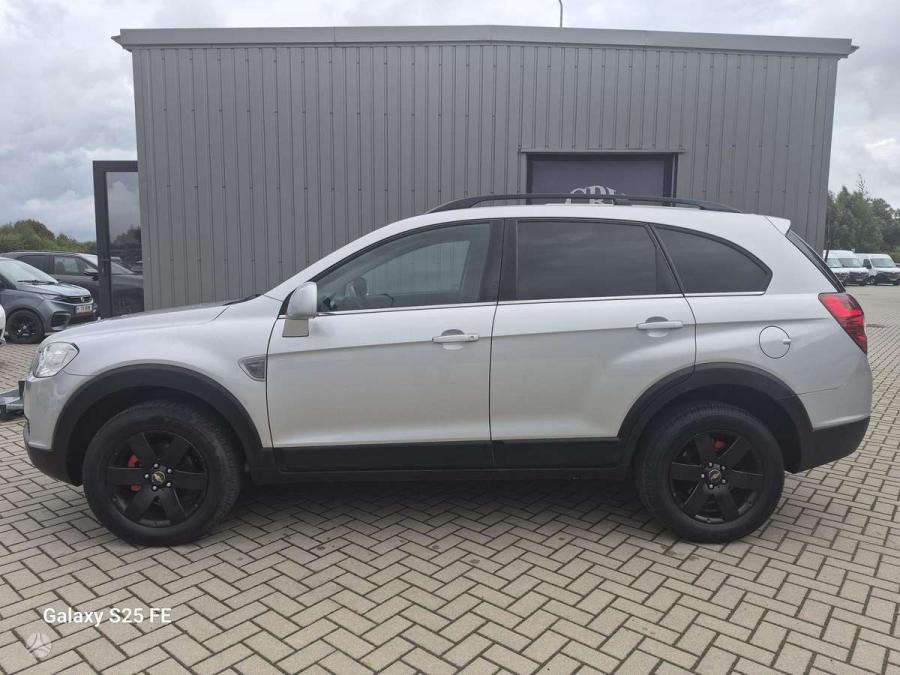 Pelēks Chevrolet Captiva 2010 Tauragė, ar dzinēja tilpumu 1.99 L un nobraukumu 161 tūkst. km par 3700 €, foto 8 vietnē AUTOMOTO.COM.LV