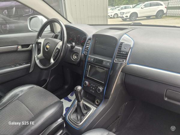 Chevrolet Captiva 2010 in Taurage on AUTOMOTO.COM.LV Grey Chevrolet Captiva 2010 in Taurage, with an engine capacity of 1.99 L and mileage of 161 thousand km for 3700 €, photo 10 on AUTOMOTO.COM.LV