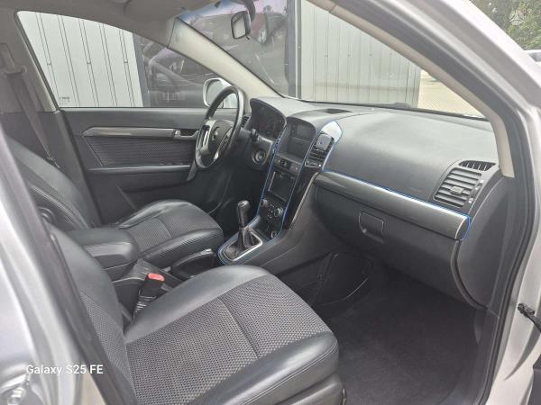 Chevrolet Captiva 2010 in Taurage on AUTOMOTO.COM.LV Grey Chevrolet Captiva 2010 in Taurage, with an engine capacity of 1.99 L and mileage of 161 thousand km for 3700 €, photo 11 on AUTOMOTO.COM.LV