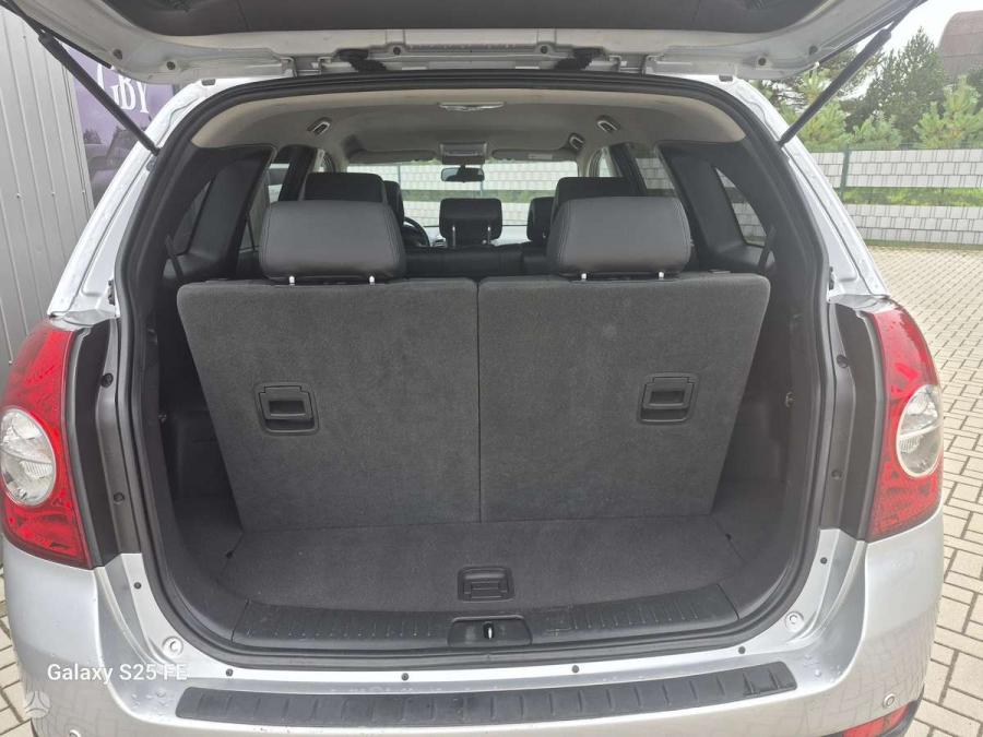 Pelēks Chevrolet Captiva 2010 Tauragė, ar dzinēja tilpumu 1.99 L un nobraukumu 161 tūkst. km par 3700 €, foto 18 vietnē AUTOMOTO.COM.LV