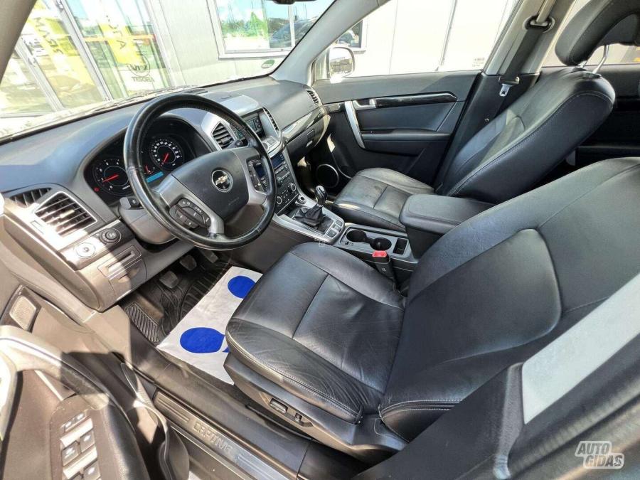 Pelēks Chevrolet Captiva 2011 Šauļi, ar dzinēja tilpumu 2.20 L un nobraukumu 192 tūkst. km par 5800 €, foto 12 vietnē AUTOMOTO.COM.LV