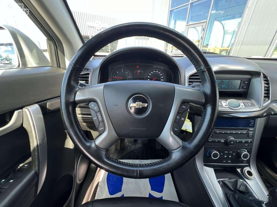 Pelēks Chevrolet Captiva 2011 Šauļi, ar dzinēja tilpumu 2.20 L un nobraukumu 192 tūkst. km par 5800 €, foto 14 vietnē AUTOMOTO.COM.LV