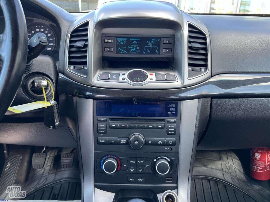 Pelēks Chevrolet Captiva 2011 Šauļi, ar dzinēja tilpumu 2.20 L un nobraukumu 192 tūkst. km par 5800 €, foto 16 vietnē AUTOMOTO.COM.LV