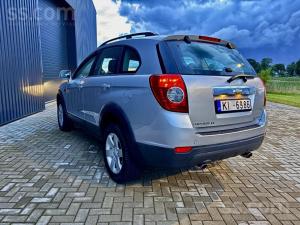 Grey Chevrolet Captiva 2011 in Talsi, with an engine capacity of 2.20 L and mileage of 301 thousand km for 5700 €, photo 6 on AUTOMOTO.COM.LV