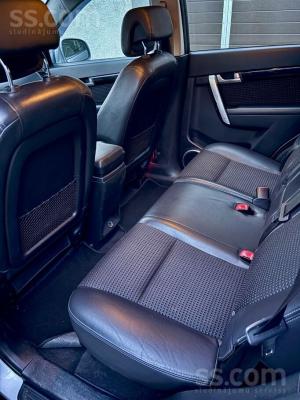 Grey Chevrolet Captiva 2011 in Talsi, with an engine capacity of 2.20 L and mileage of 301 thousand km for 5700 €, photo 10 on AUTOMOTO.COM.LV