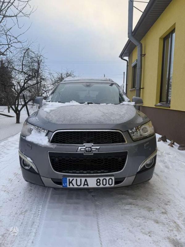 Pelēks Chevrolet Captiva 2012 Kauņa, ar dzinēja tilpumu 2.23 L un nobraukumu 168 tūkst. km par 5800 €, foto 2 vietnē AUTOMOTO.COM.LV