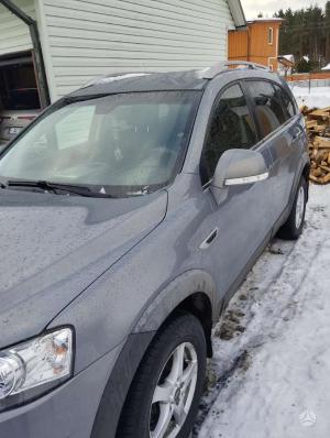 Grey Chevrolet Captiva 2012 in Panevezys, with an engine capacity of 2.20 L and mileage of 28 thousand km for 5600 €, photo 11 on AUTOMOTO.COM.LV