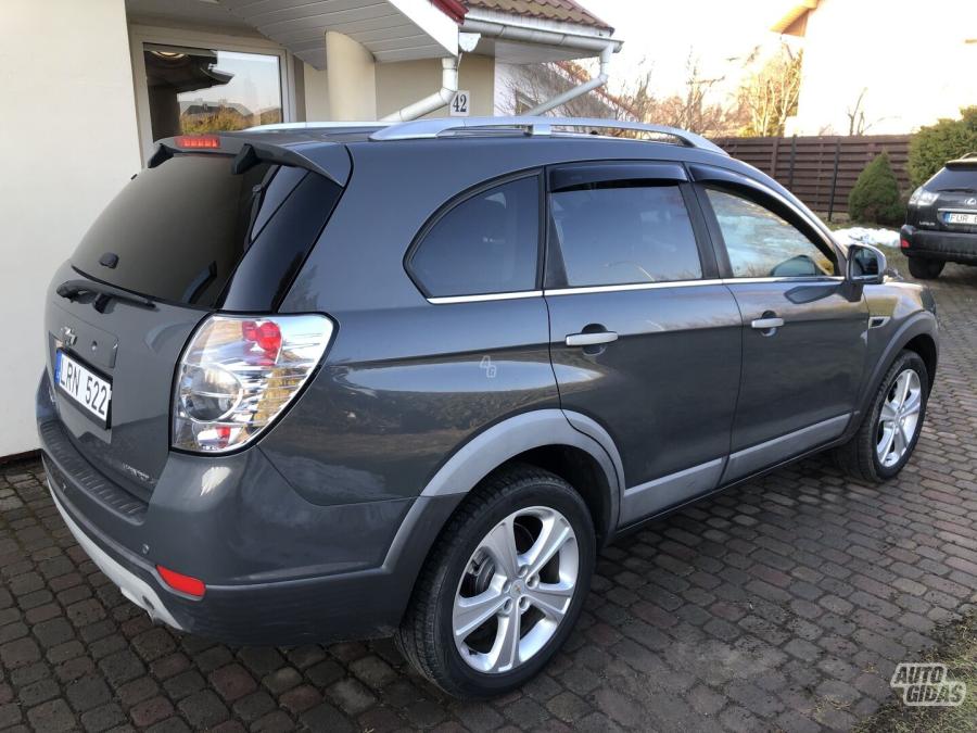 Grey Chevrolet Captiva 2012 in Klaipeda, with an engine capacity of 2.20 L and mileage of 290 thousand km for 5500 €, photo 31 on AUTOMOTO.COM.LV