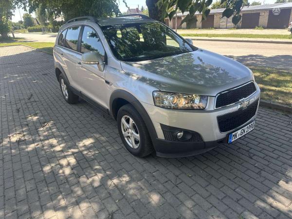 Pelēks Chevrolet Captiva 2012 Šilutė, ar dzinēja tilpumu 2.40 L un nobraukumu 139 tūkst. km par 5200 €, foto 3 vietnē AUTOMOTO.COM.LV