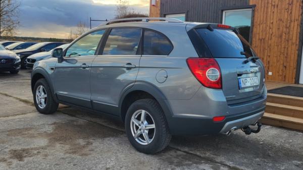 Pelēks Chevrolet Captiva 2012 Rīga, ar dzinēja tilpumu 2.40 L un nobraukumu 167 tūkst. km par 7850 €, foto 7 vietnē AUTOMOTO.COM.LV