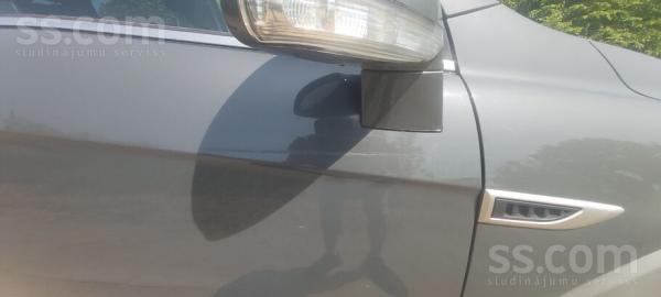 Grey Chevrolet Captiva 2012 in Riga, with an engine capacity of 2.20 L and mileage of 287 thousand km for 4500 €, photo 5 on AUTOMOTO.COM.LV