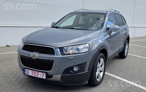 Pelēks Chevrolet Captiva 2012 Rīga, ar dzinēja tilpumu 2.20 L un nobraukumu 179 tūkst. km par 5995 €, foto 1 vietnē AUTOMOTO.COM.LV