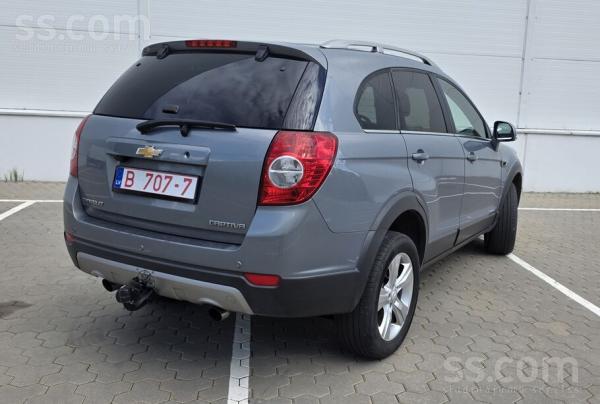 Pelēks Chevrolet Captiva 2012 Rīga, ar dzinēja tilpumu 2.20 L un nobraukumu 179 tūkst. km par 5995 €, foto 6 vietnē AUTOMOTO.COM.LV