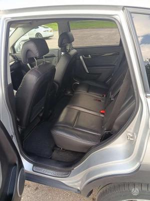Pelēks Chevrolet Captiva 2012 Kauņa, ar dzinēja tilpumu 2.23 L un nobraukumu 150 tūkst. km par 5500 €, foto 12 vietnē AUTOMOTO.COM.LV