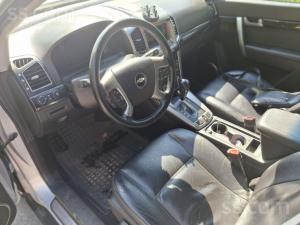 Grey Chevrolet Captiva 2012 in Riga, with an engine capacity of 2.20 L and mileage of 262 thousand km for 5200 €, photo 14 on AUTOMOTO.COM.LV