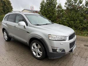 Pelēks Chevrolet Captiva 2012 Viļņa, ar dzinēja tilpumu 2.20 L un nobraukumu 233 tūkst. km par 4200 €, foto 3 vietnē AUTOMOTO.COM.LV