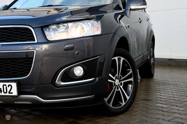 Pelēks Chevrolet Captiva 2013 Kretinga, ar dzinēja tilpumu 2.20 L un nobraukumu 110 tūkst. km par 7399 €, foto 5 vietnē AUTOMOTO.COM.LV