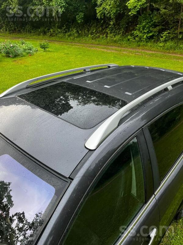 Grey Chevrolet Captiva 2013 in Aluksne, with an engine capacity of 2.20 L and mileage of 226 thousand km for 6100 €, photo 10 on AUTOMOTO.COM.LV