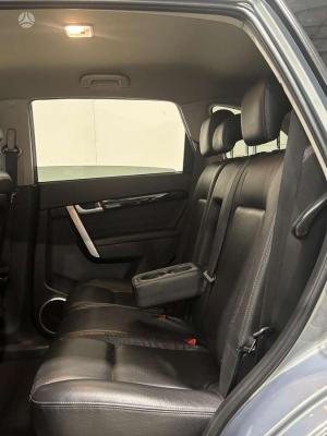 Pelēks Chevrolet Captiva 2013 Klaipėda, ar dzinēja tilpumu 2.23 L un nobraukumu 211 tūkst. km par 6999 €, foto 27 vietnē AUTOMOTO.COM.LV