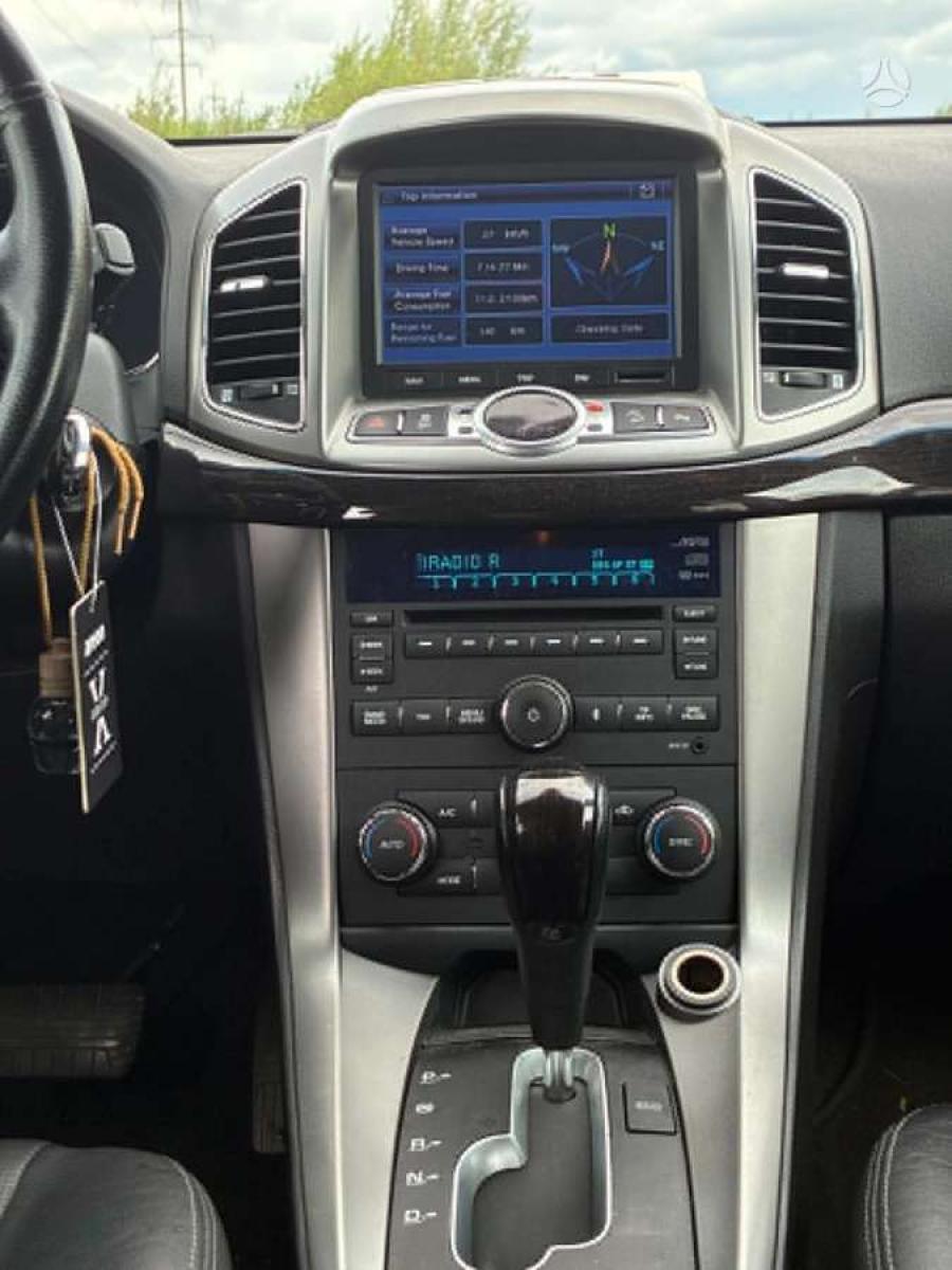 Pelēks Chevrolet Captiva 2013 Šauļi, ar dzinēja tilpumu 2.20 L un nobraukumu 114 tūkst. km par 7500 €, foto 9 vietnē AUTOMOTO.COM.LV