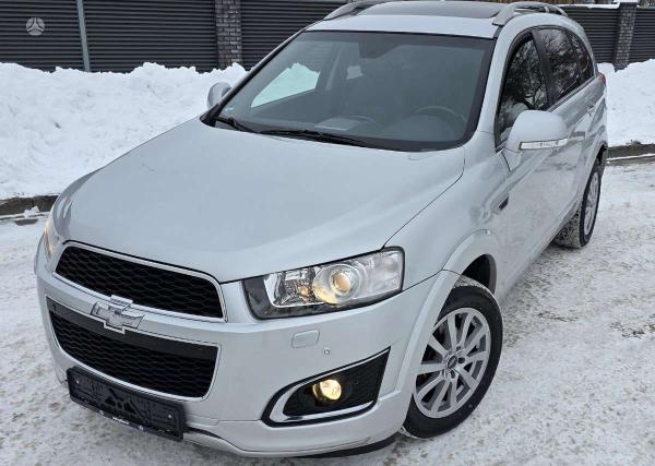 Pelēks Chevrolet Captiva 2014 Šauļi, ar dzinēja tilpumu 2.20 L un nobraukumu 142 tūkst. km par 6750 €, foto 5 vietnē AUTOMOTO.COM.LV