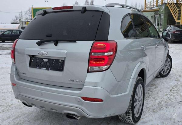 Pelēks Chevrolet Captiva 2014 Šauļi, ar dzinēja tilpumu 2.20 L un nobraukumu 142 tūkst. km par 6750 €, foto 10 vietnē AUTOMOTO.COM.LV