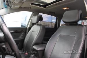 Grey Chevrolet Captiva 2014 in Parnu, with an engine capacity of 2.20 L and mileage of 295 thousand km for 5999 €, photo 6 on AUTOMOTO.COM.LV