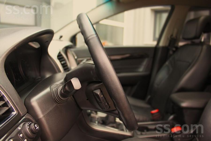 Pelēks Chevrolet Captiva 2014 Rīga, ar dzinēja tilpumu 2.20 L un nobraukumu 0 tūkst. km par 5750 €, foto 19 vietnē AUTOMOTO.COM.LV