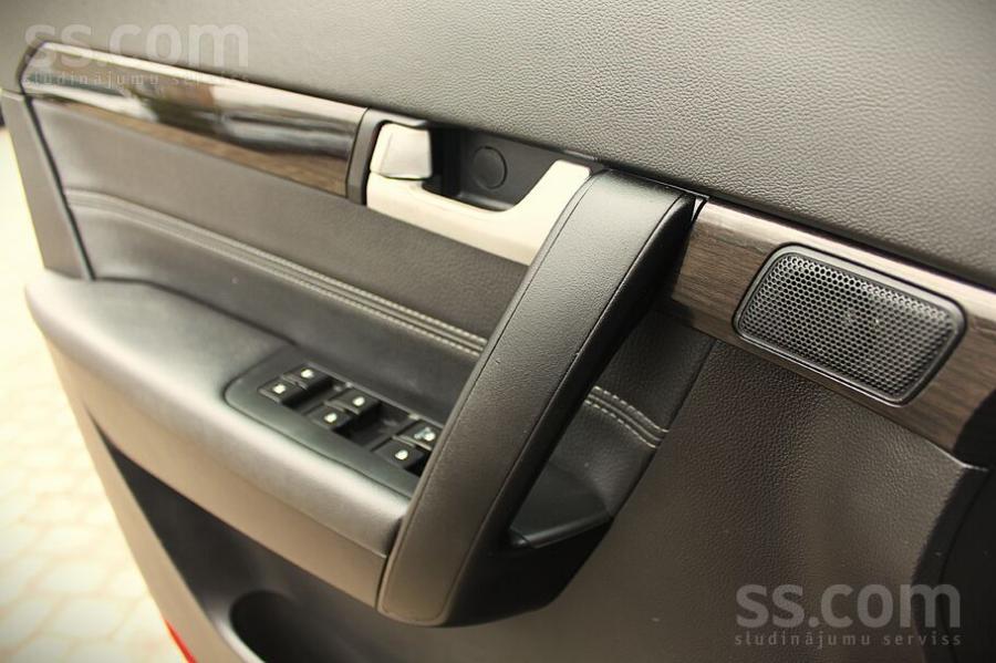 Pelēks Chevrolet Captiva 2014 Rīga, ar dzinēja tilpumu 2.20 L un nobraukumu 0 tūkst. km par 5750 €, foto 22 vietnē AUTOMOTO.COM.LV