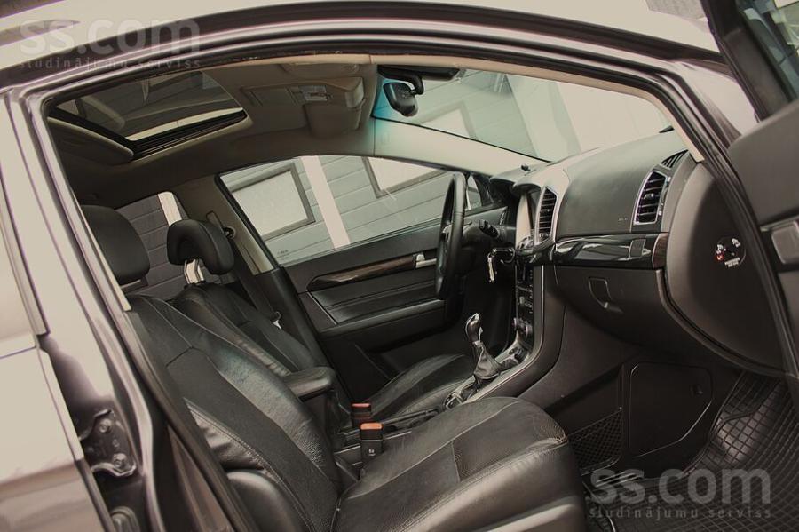 Pelēks Chevrolet Captiva 2014 Rīga, ar dzinēja tilpumu 2.20 L un nobraukumu 0 tūkst. km par 5750 €, foto 26 vietnē AUTOMOTO.COM.LV