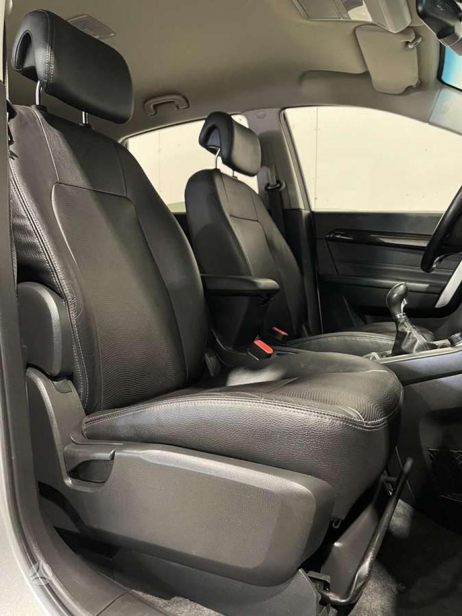 Pelēks Chevrolet Captiva 2014 Klaipėda, ar dzinēja tilpumu 2.23 L un nobraukumu 209 tūkst. km par 5999 €, foto 7 vietnē AUTOMOTO.COM.LV