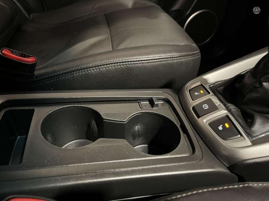 Pelēks Chevrolet Captiva 2014 Klaipėda, ar dzinēja tilpumu 2.23 L un nobraukumu 209 tūkst. km par 5999 €, foto 16 vietnē AUTOMOTO.COM.LV
