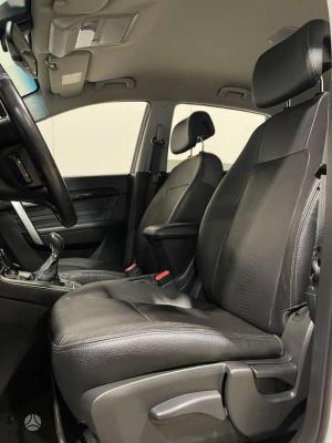 Pelēks Chevrolet Captiva 2014 Klaipėda, ar dzinēja tilpumu 2.23 L un nobraukumu 209 tūkst. km par 5999 €, foto 30 vietnē AUTOMOTO.COM.LV