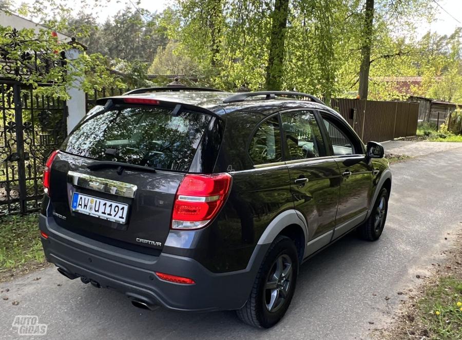 Pelēks Chevrolet Captiva 2014 Viļņa, ar dzinēja tilpumu 2.20 L un nobraukumu 202 tūkst. km par 6200 €, foto 6 vietnē AUTOMOTO.COM.LV