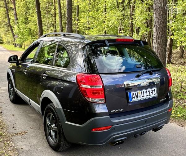 Chevrolet Captiva 2014 Viļņa vietnē Pelēks Chevrolet Captiva 2014 Viļņa, ar dzinēja tilpumu 2.20 L un nobraukumu 202 tūkst. km par 6200 €, foto 7 vietnē AUTOMOTO.COM.LV