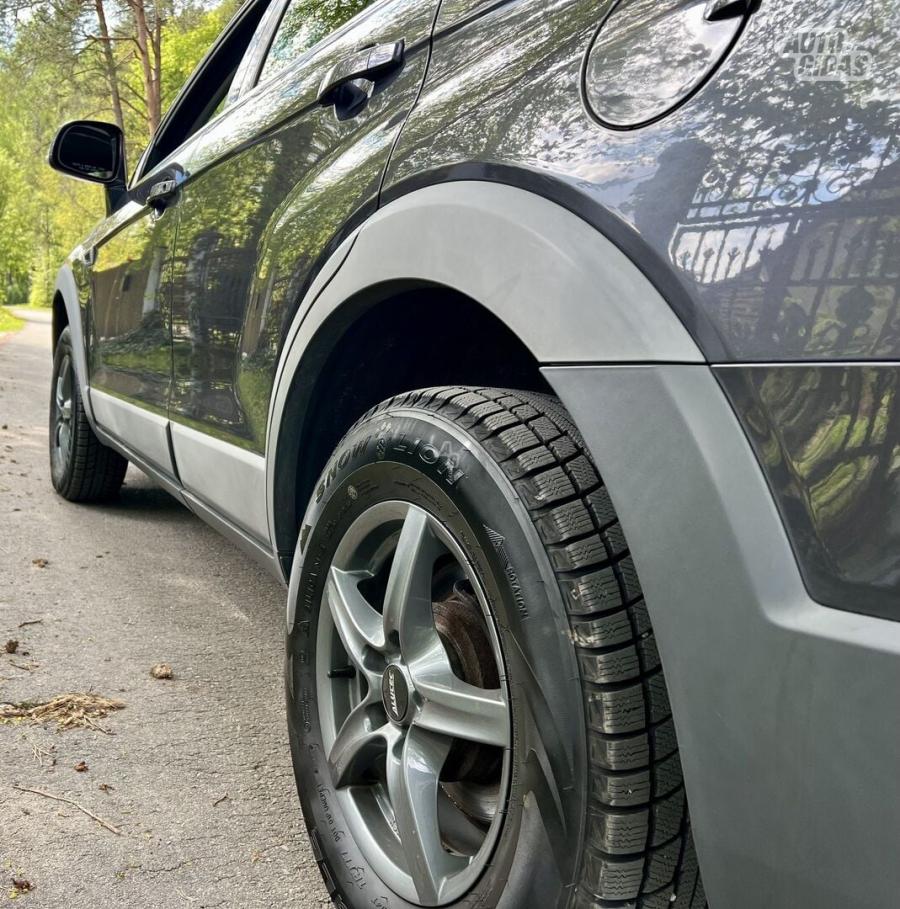 Pelēks Chevrolet Captiva 2014 Viļņa, ar dzinēja tilpumu 2.20 L un nobraukumu 202 tūkst. km par 6200 €, foto 9 vietnē AUTOMOTO.COM.LV