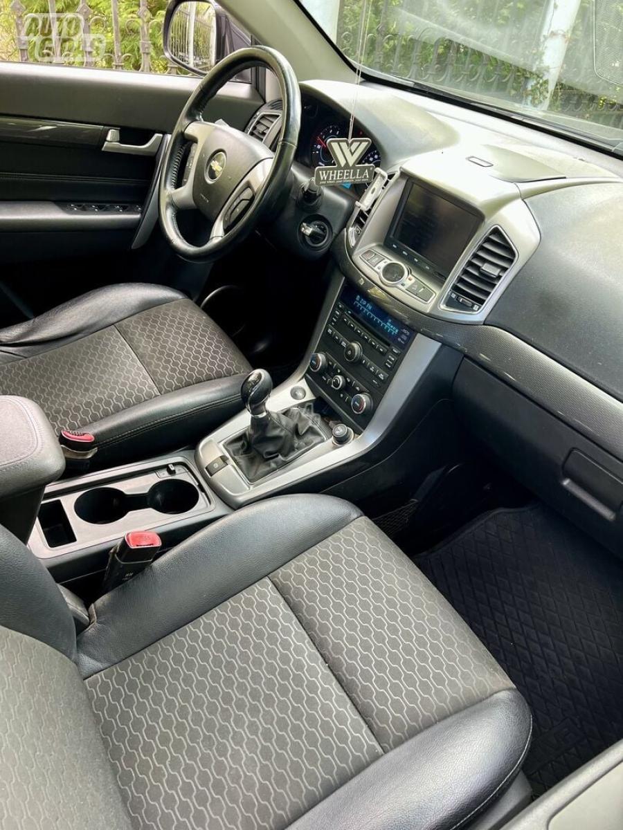 Pelēks Chevrolet Captiva 2014 Viļņa, ar dzinēja tilpumu 2.20 L un nobraukumu 202 tūkst. km par 6200 €, foto 12 vietnē AUTOMOTO.COM.LV