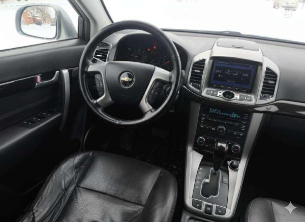 Pelēks Chevrolet Captiva 2015 Šauļi, ar dzinēja tilpumu 2.20 L un nobraukumu 173 tūkst. km par 6200 €, foto 10 vietnē AUTOMOTO.COM.LV