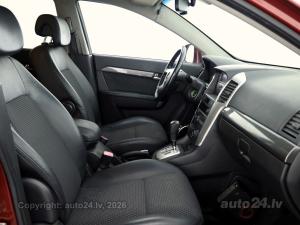 Red Chevrolet Captiva 2007 in Tallinn, with an engine capacity of 2.00 L and mileage of 328 thousand km for 1999 €, photo 7 on AUTOMOTO.COM.LV