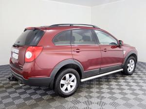 Sarkans Chevrolet Captiva 2007 Tallina, ar dzinēja tilpumu 2.00 L un nobraukumu 328 tūkst. km par 1899 €, foto 4 vietnē AUTOMOTO.COM.LV