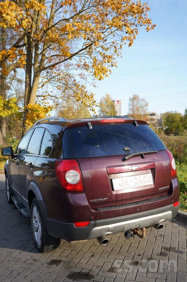 Sarkans Chevrolet Captiva 2012 Rīga, ar dzinēja tilpumu 2.40 L un nobraukumu 349 tūkst. km par 4000 €, foto 5 vietnē AUTOMOTO.COM.LV