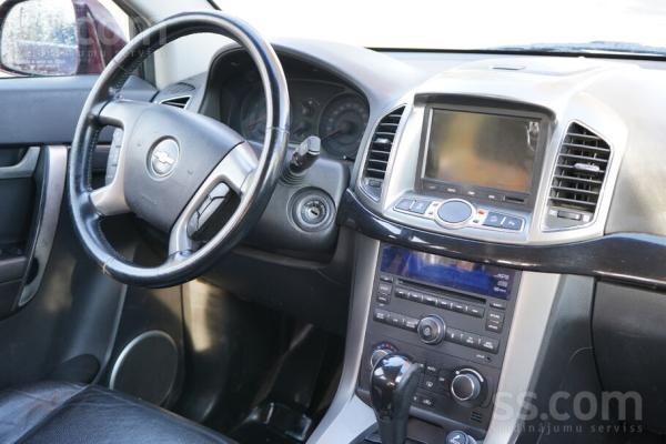 Sarkans Chevrolet Captiva 2012 Rīga, ar dzinēja tilpumu 2.40 L un nobraukumu 349 tūkst. km par 4000 €, foto 6 vietnē AUTOMOTO.COM.LV