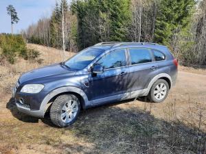 Chevrolet Captiva 2007 in Utena, with an engine capacity of 2.00 L and mileage of 250 thousand km for 3990 €, photo  on AUTOMOTO.COM.LV