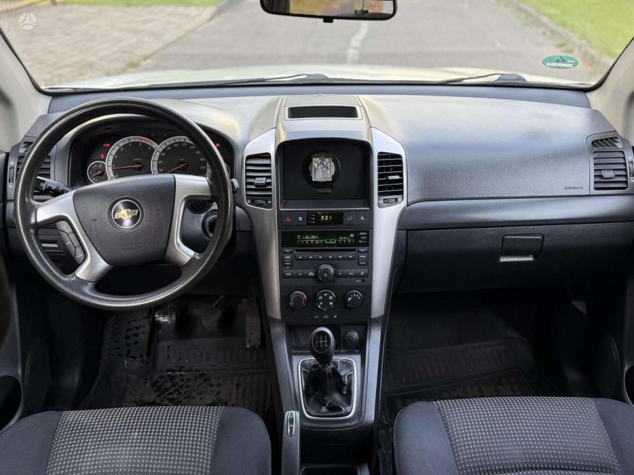 Balts Chevrolet Captiva 2009 Viļņa, ar dzinēja tilpumu 1.99 L un nobraukumu 241 tūkst. km par 3150 €, foto 10 vietnē AUTOMOTO.COM.LV